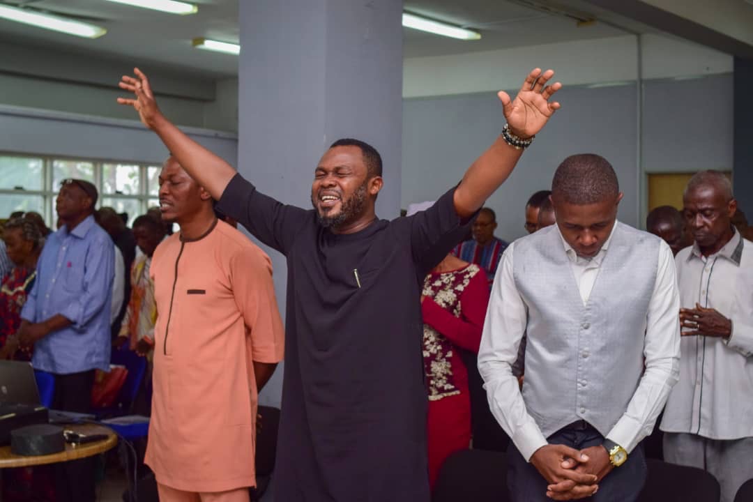 Great Ogban one year in office: Staff and Beneficiaries celebrate him ...