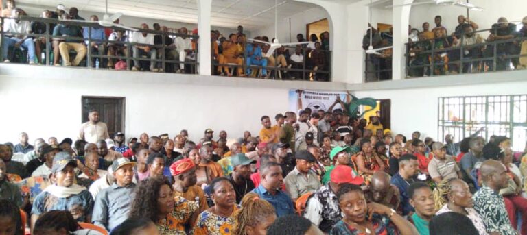 Yuletide: Senator Eteng Donates Over N12m, Bags of Rice To Constituents ...